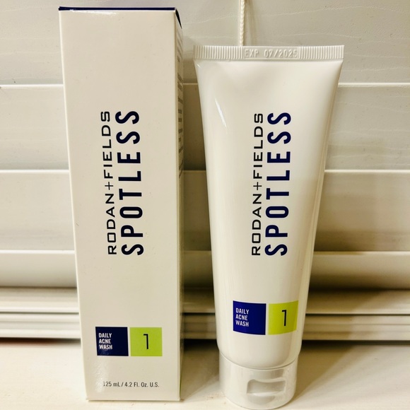 Rodan + Fields | Skincare | Copy Rodanfields Spotless Daily Acne Wash ...